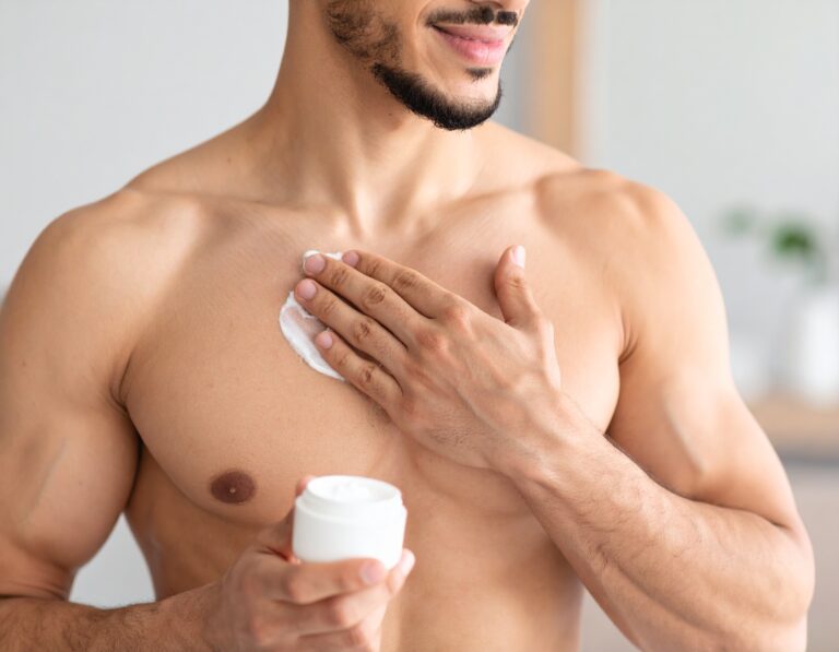 How to shave chest hairs: Simple Guide